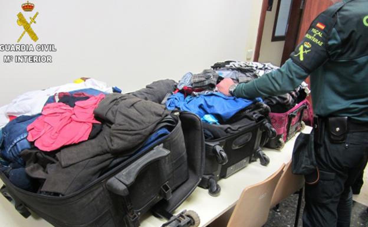 Detenida con 6,5 kilos de coca impregnada en la ropa en Tenerife | Canarias7